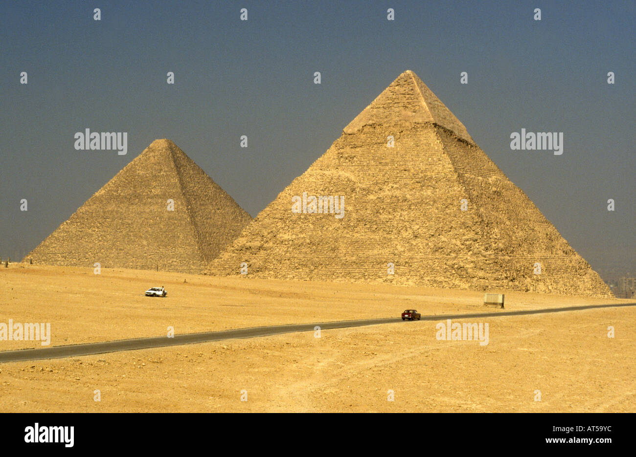 Tallest pyramids hi-res stock photography and images - Alamy