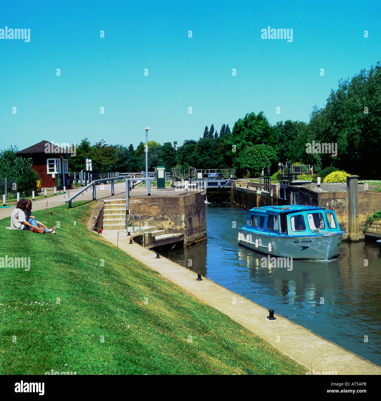 Godstow lock hi-res stock photography and images - Alamy
