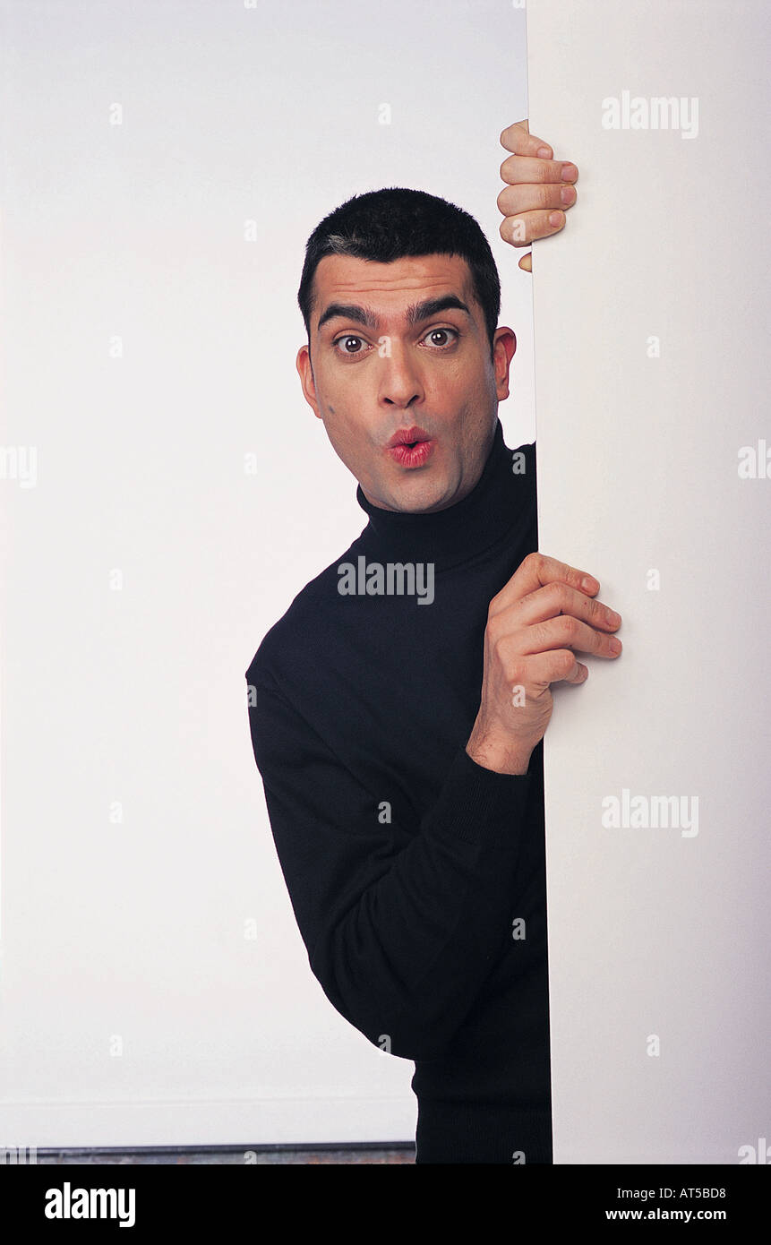 Around the wall hi-res stock photography and images - Alamy