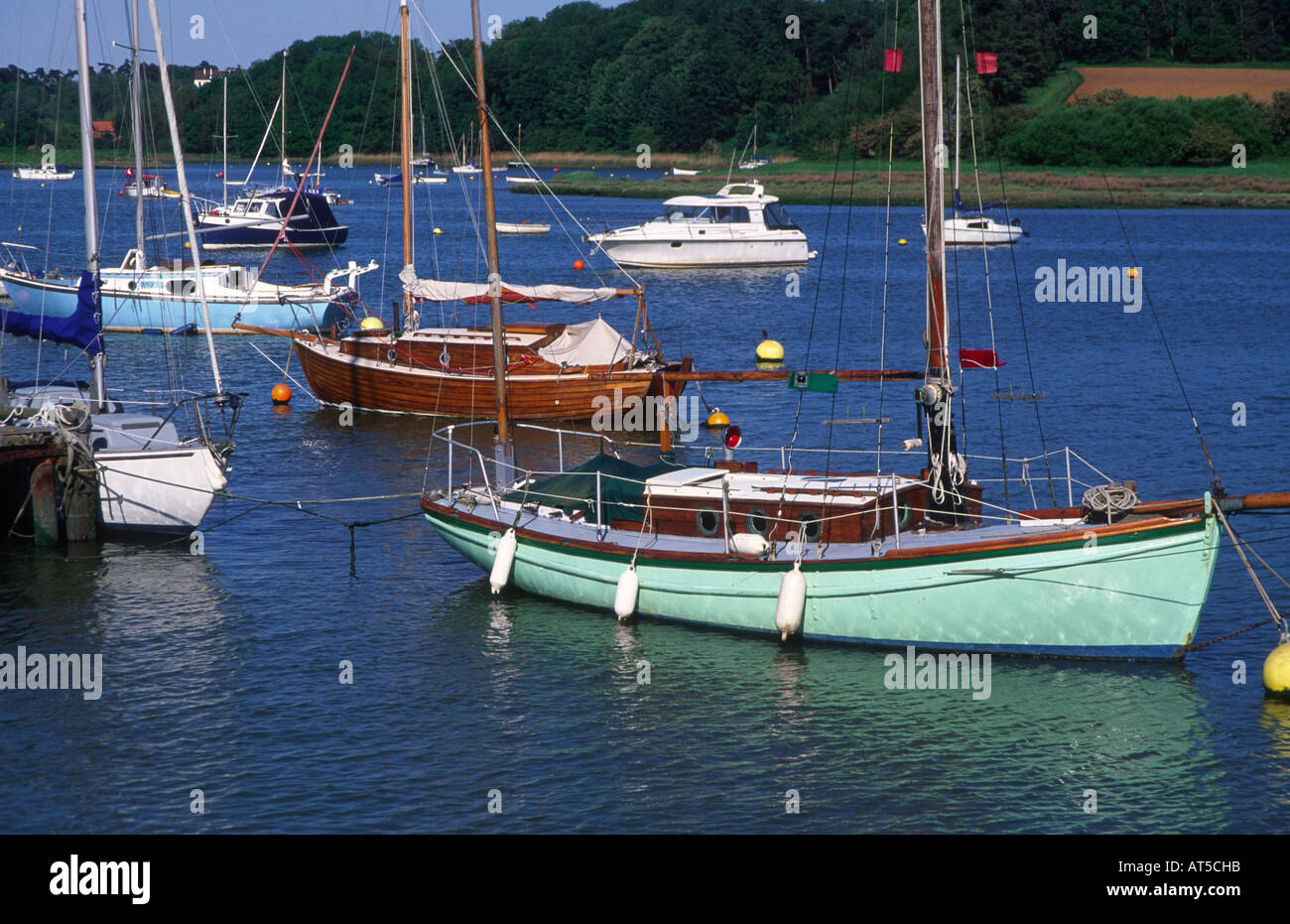 Boat boats woodbridge mooring hi-res stock photography and images - Alamy