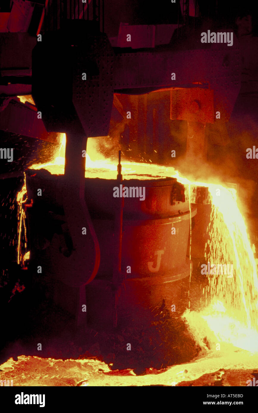 Melted metals hi-res stock photography and images - Alamy