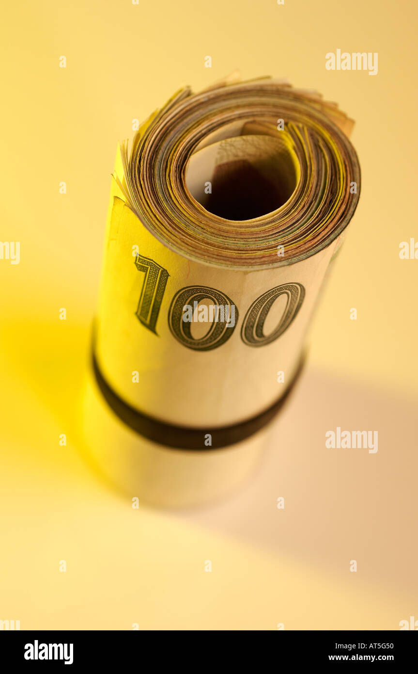 Paper handout hi-res stock photography and images - Alamy