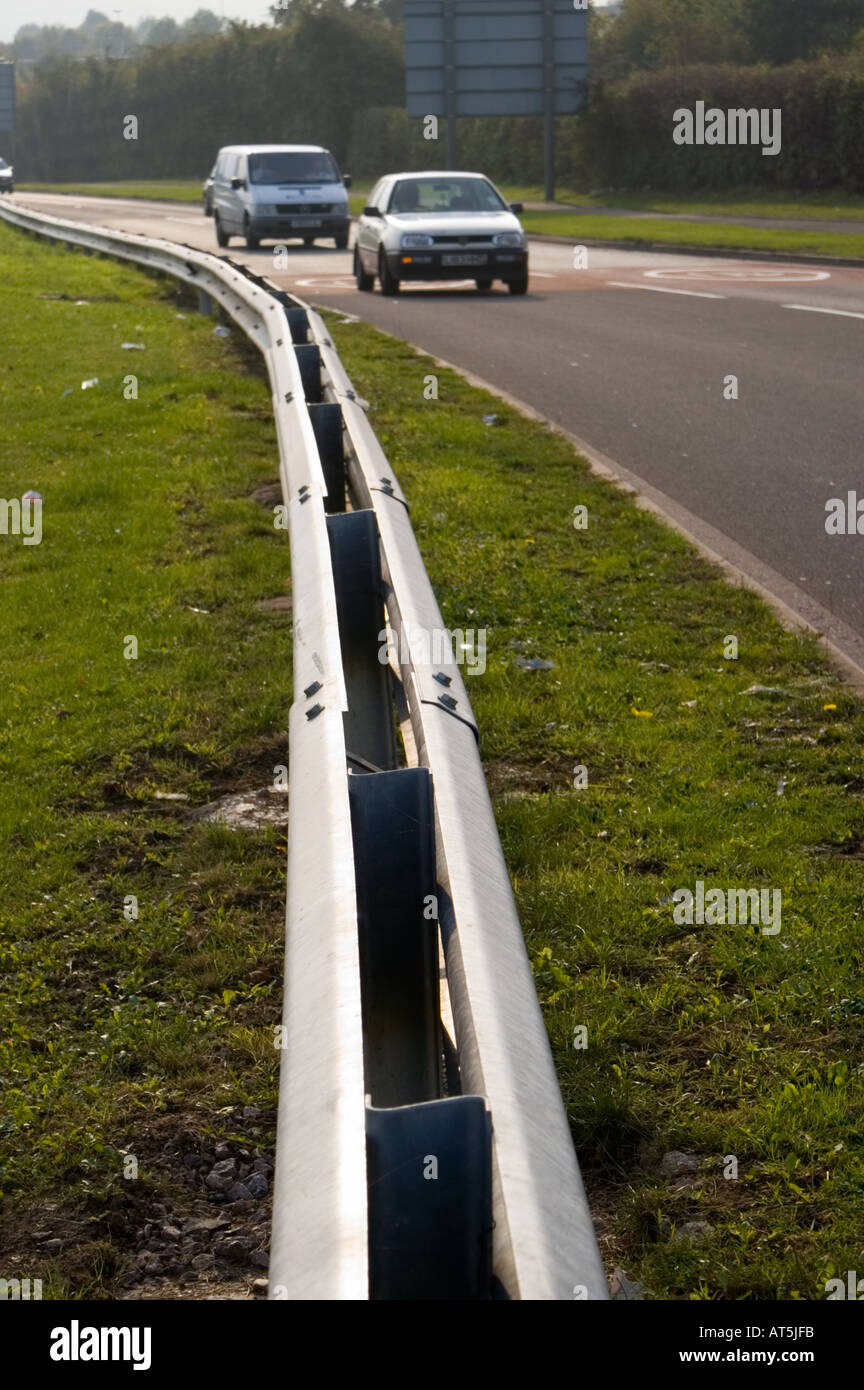 Central crash barrier on dual carriageway Stock Photo - Alamy