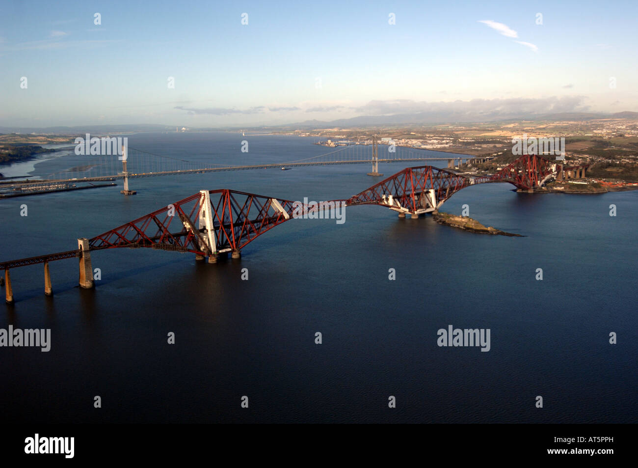 Forth bridge painting hi-res stock photography and images - Alamy
