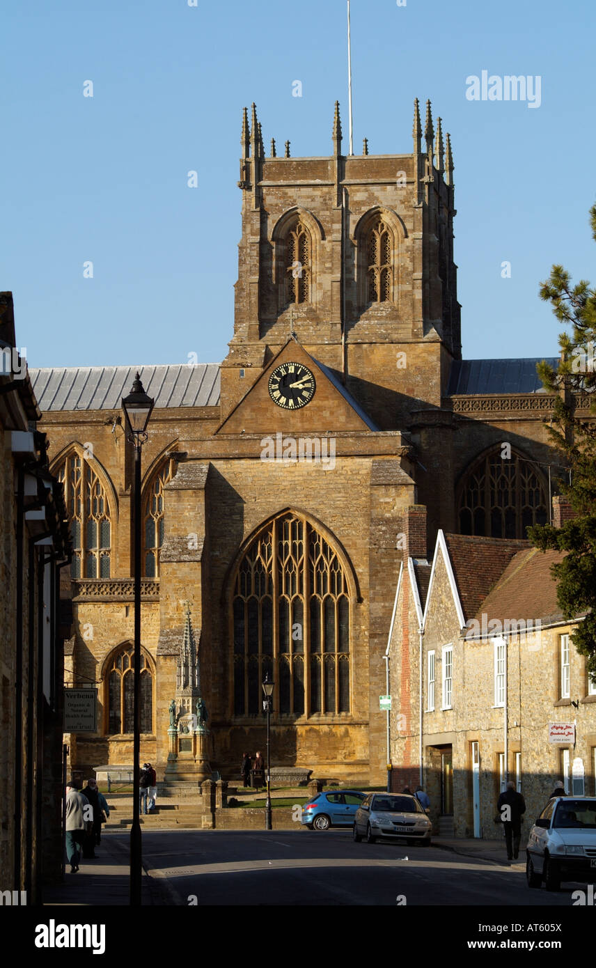 16th century church of england churches hi-res stock photography and ...