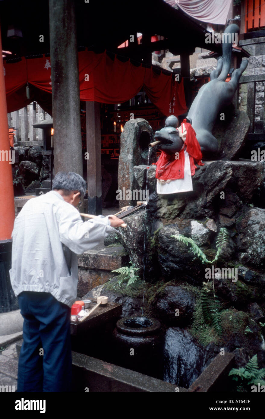 Fox Gods at the Fushimi Inari Shrine Kyoto Japan Stock Photo - Alamy