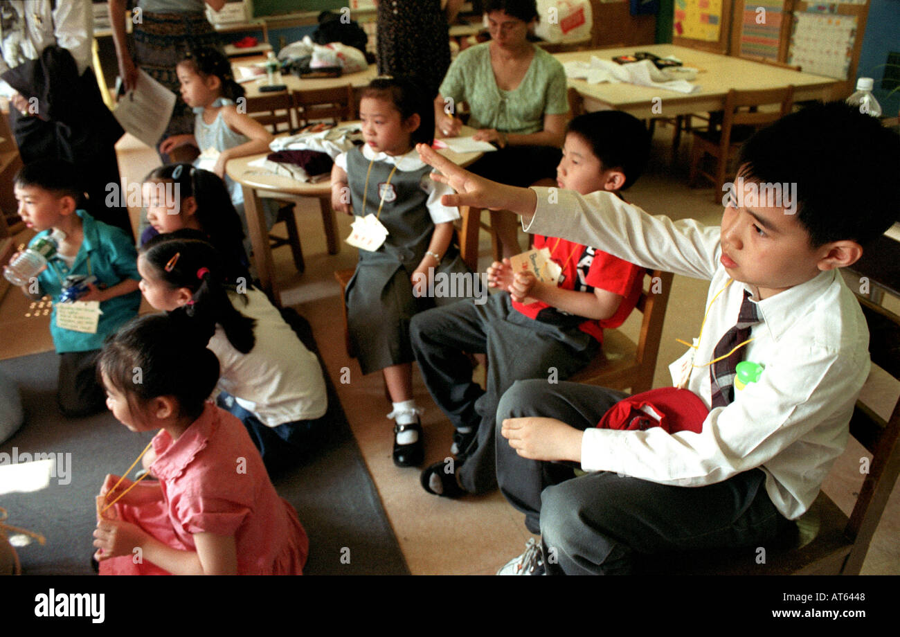 Chinese children classroom school usa hi-res stock photography and ...