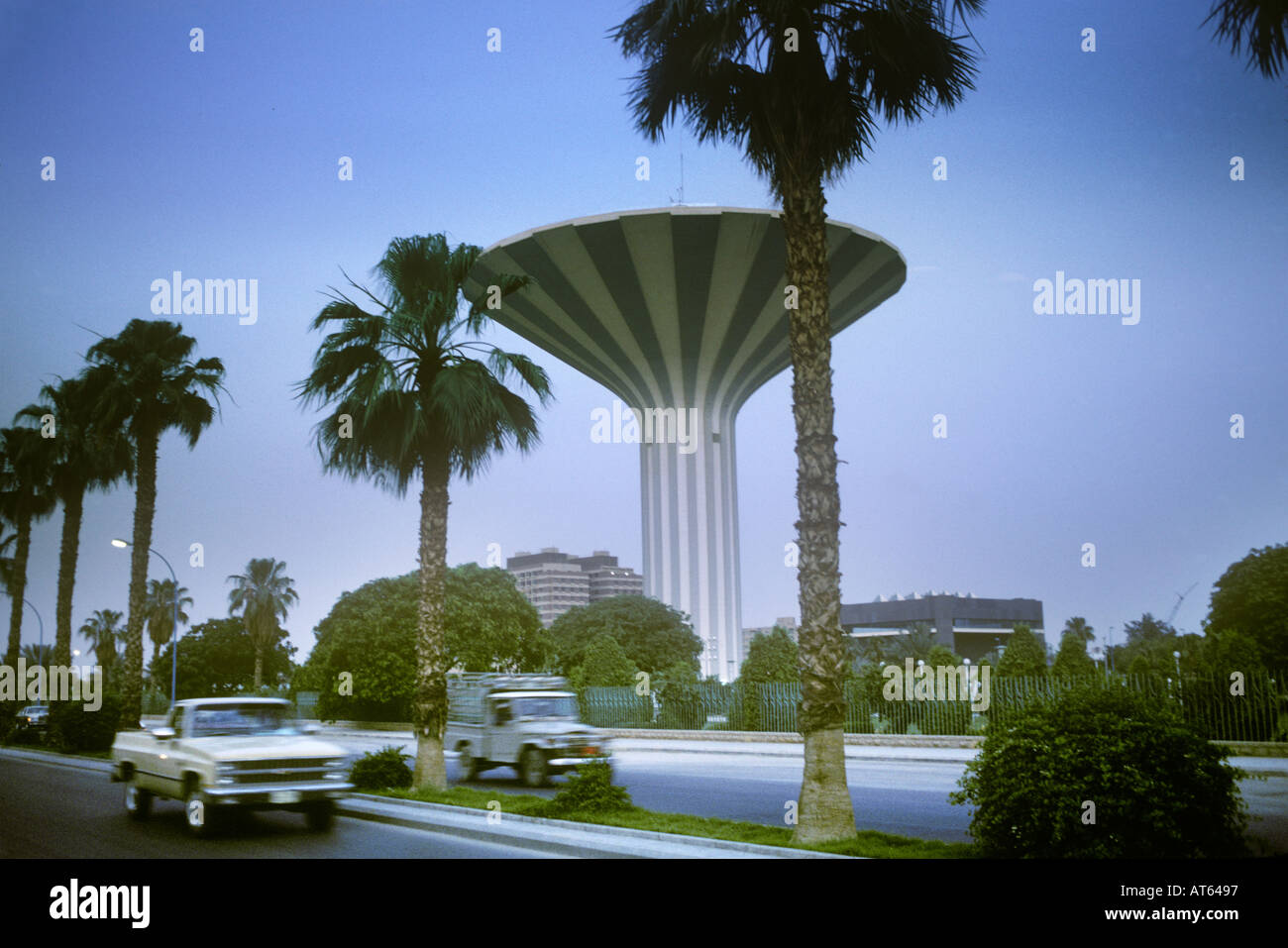 Riyadh water tower hi-res stock photography and images - Alamy