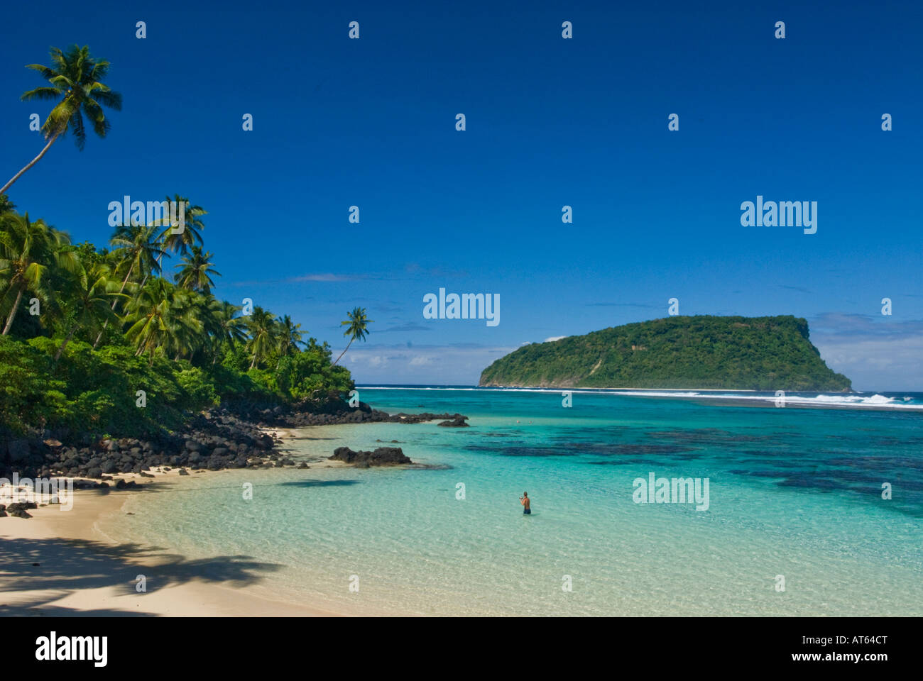 Lalomanu Beach blue lagoon SAMOA southeastern Upolu FAOFAO beach Stock ...