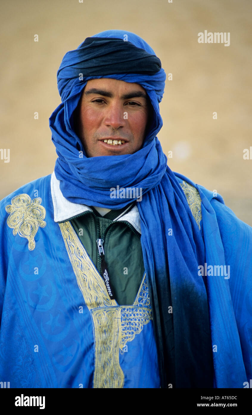 Portrait tuareg man morocco hi-res stock photography and images - Alamy