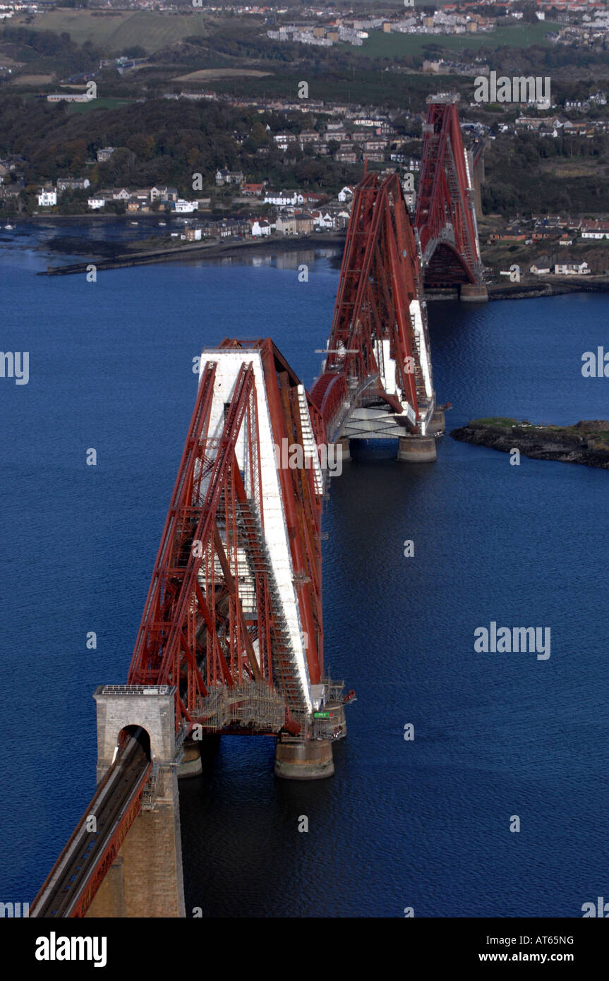 Aerial view of the forth bridge hi-res stock photography and images - Alamy