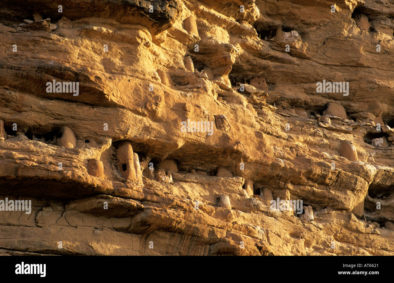 Dogon tombs in the Bandiagara Escarpment, Mali Stock Photo - Alamy