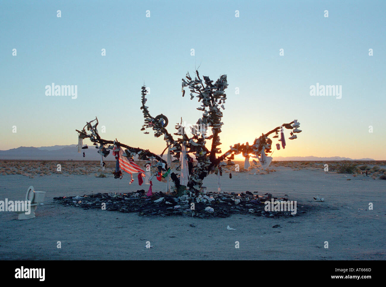 Bizarre Shoe Tree on Route 66 California Stock Photo - Alamy