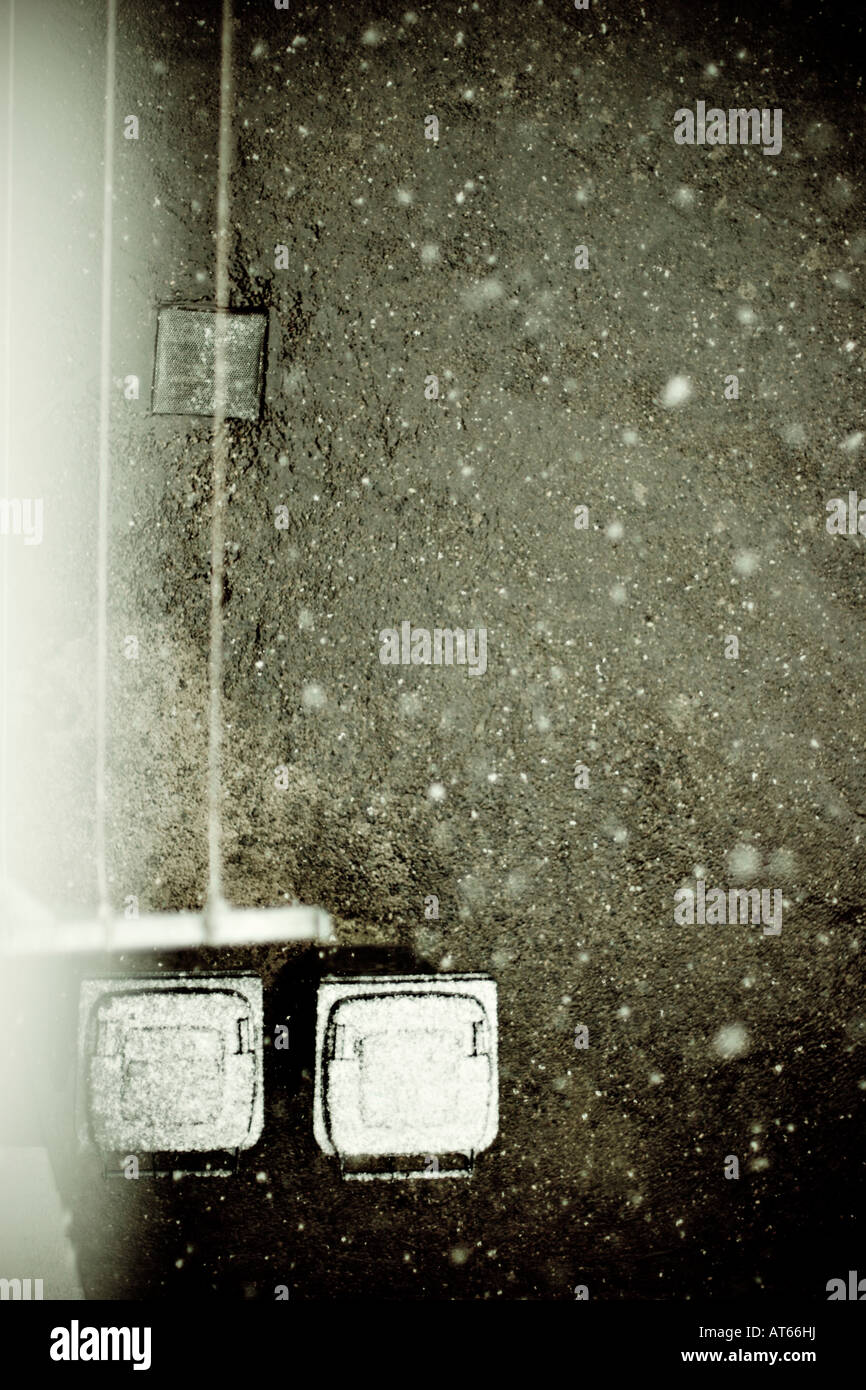 Light switches hi-res stock photography and images - Alamy