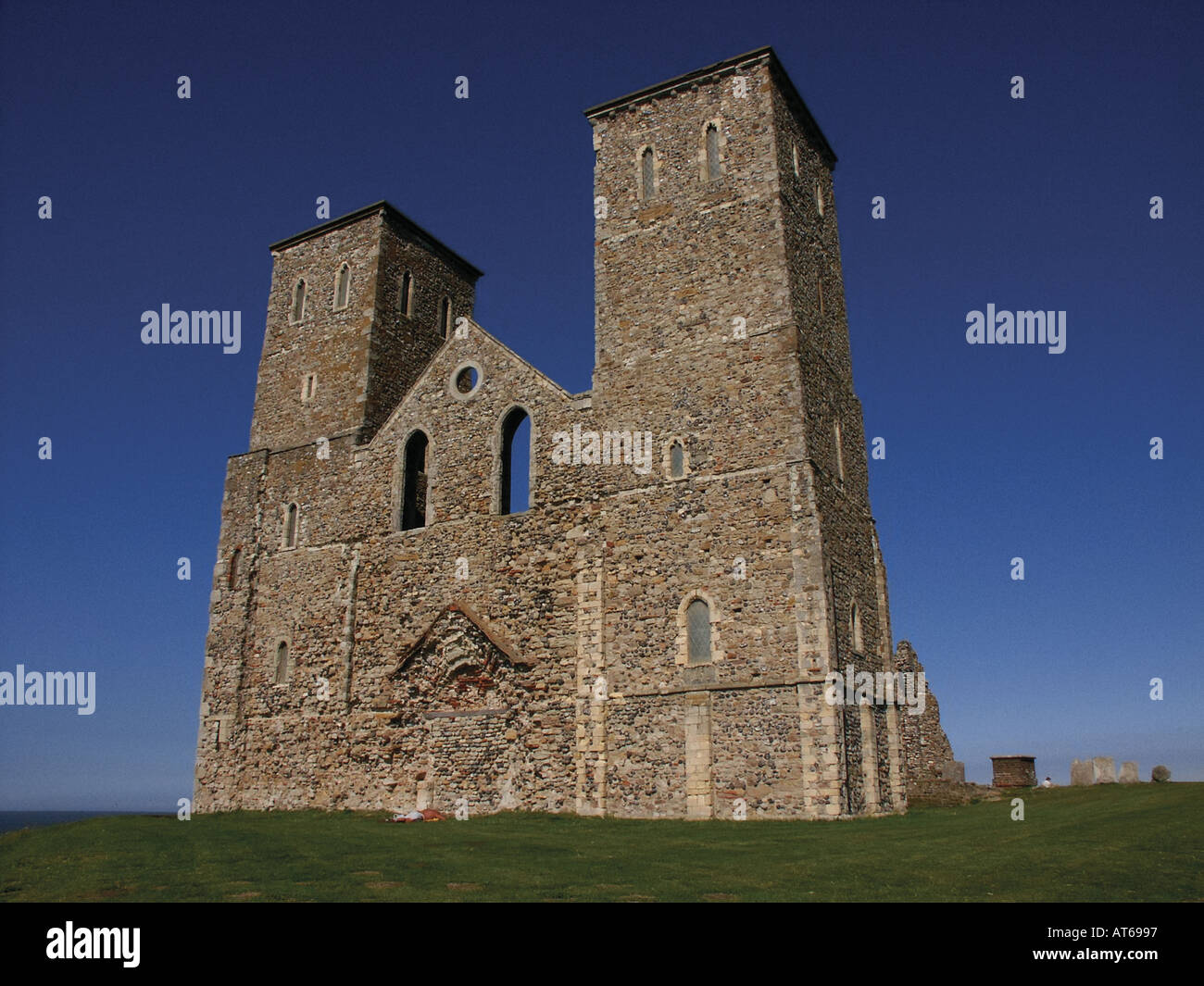 Reculver castle in kent hi-res stock photography and images - Alamy