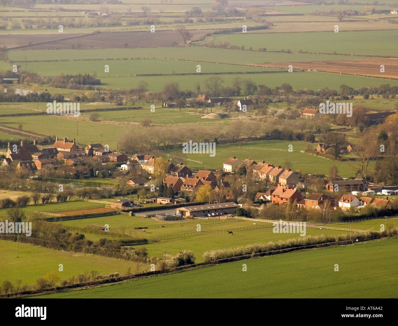 england buckinghamshire the chilterns the ridgeway path ivinghoe beacon ...