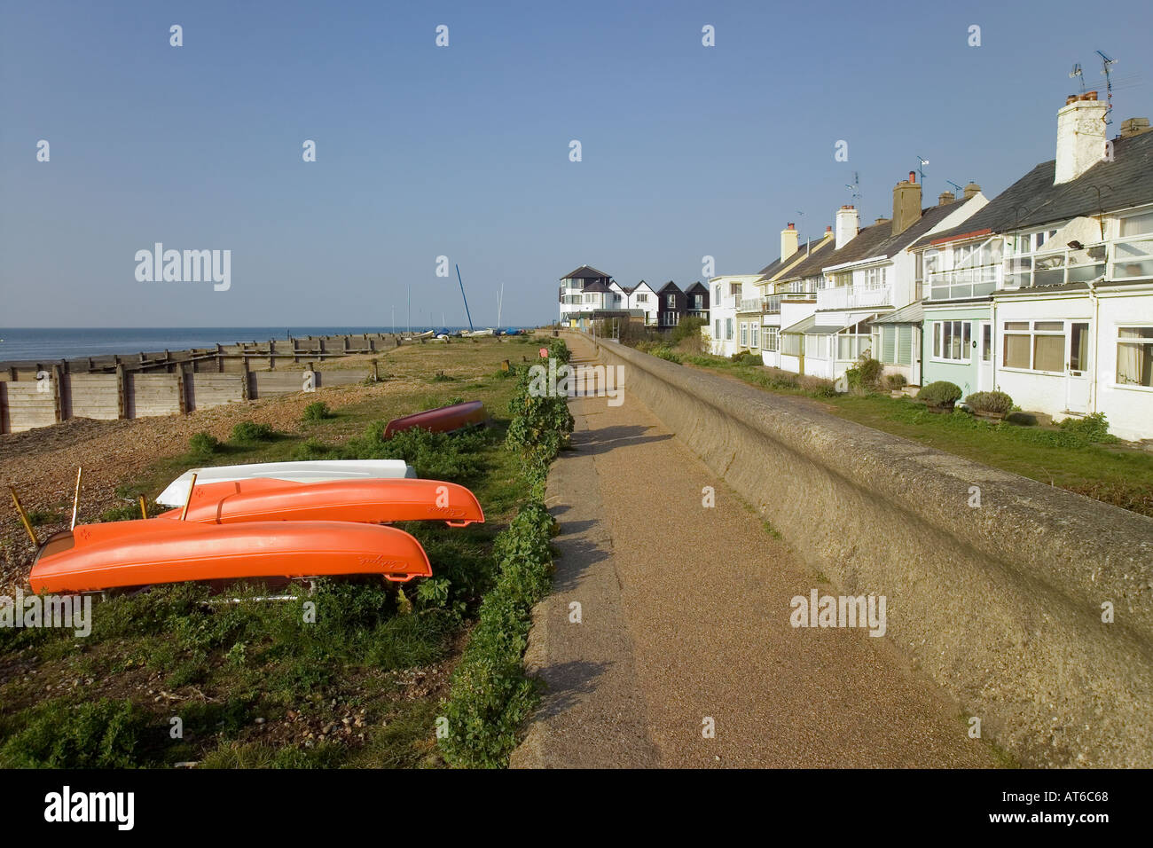 england kent whitstable seafront shingle beach beach huts Stock Photo ...