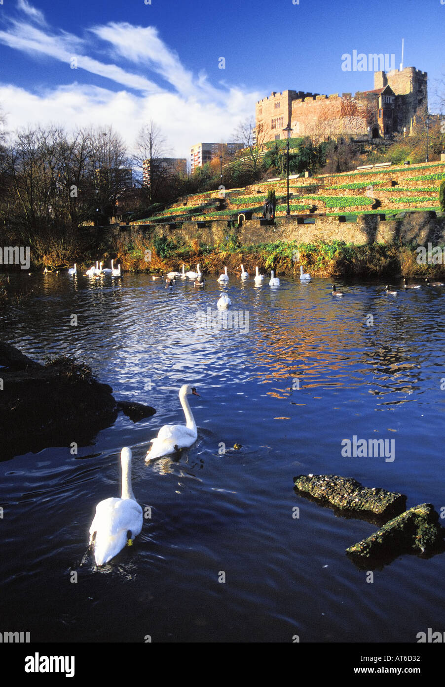 staffordshire tamworth town centre castle and river tame Stock Photo ...