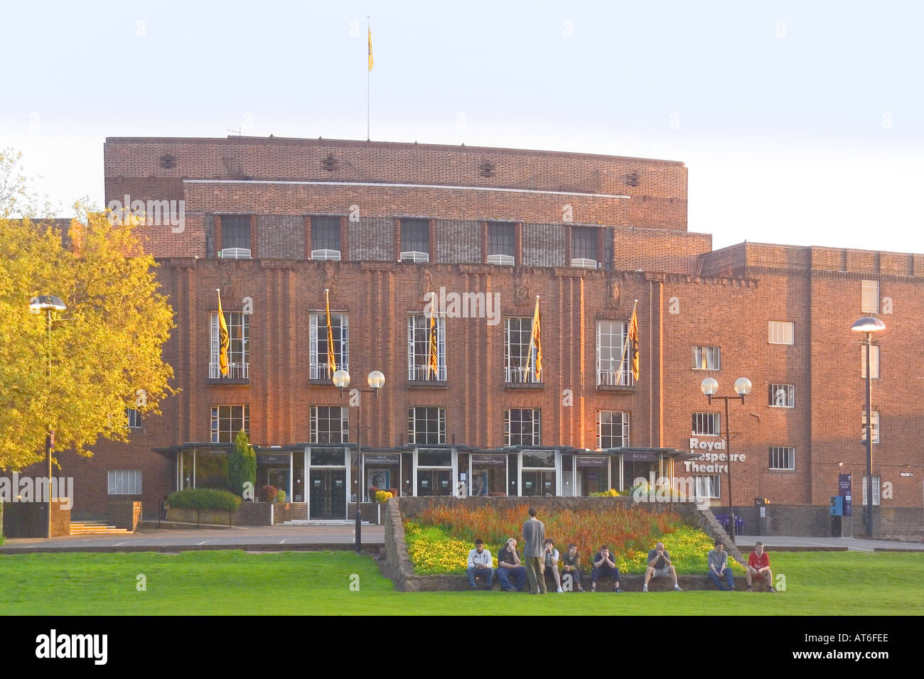 warwickshire stratford on upon avon swan theatre shakespeare memorial ...