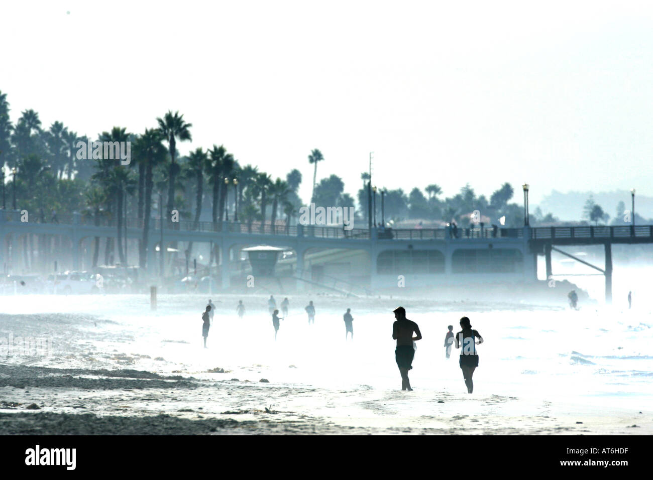 HAZY OCEANSIDE BEACH LOS ANGELES CALIFORNIA Stock Photo - Alamy