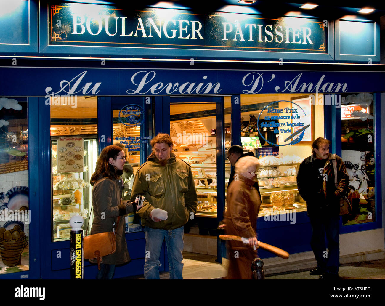 Montmartre Parisian France French Parisian France French Shop Market ...