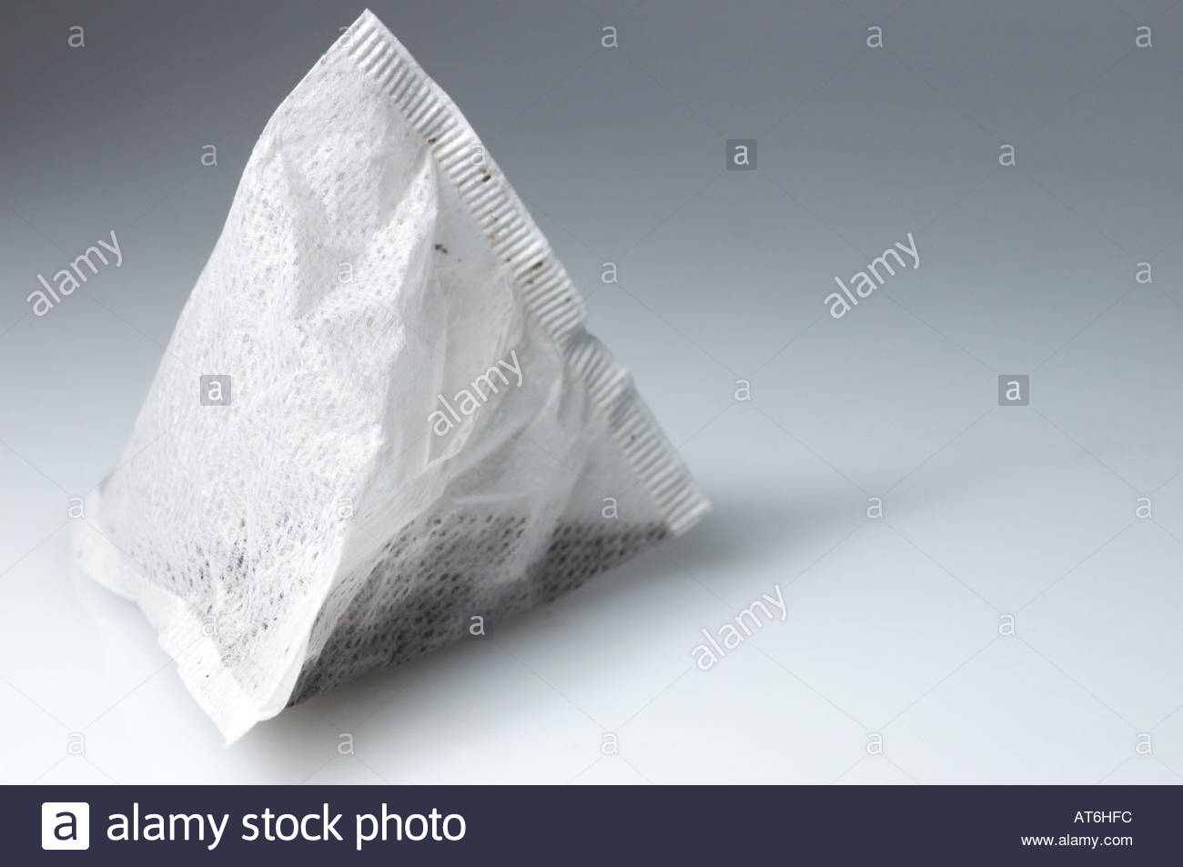 Teabag pyramid hi-res stock photography and images - Alamy