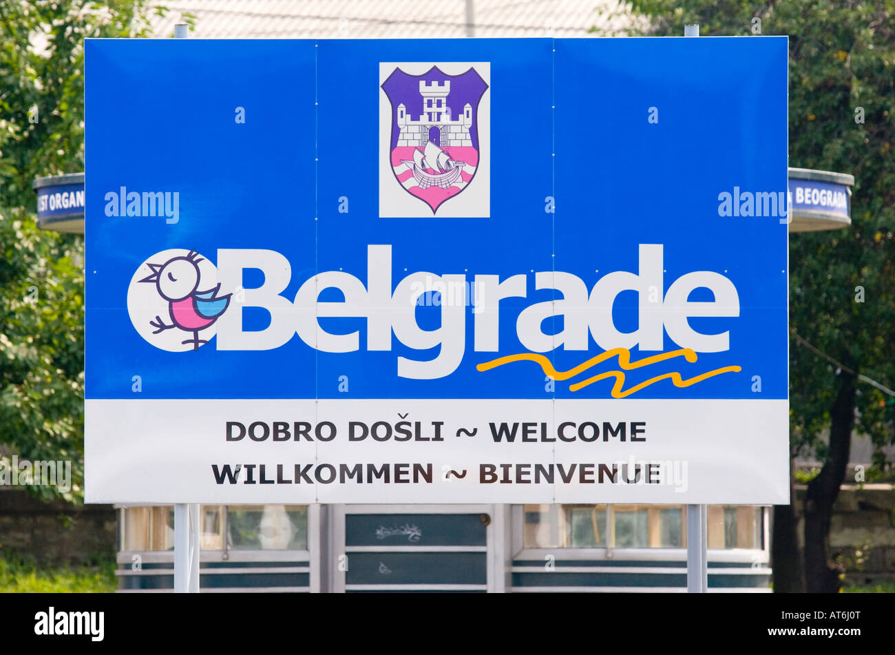 Welcome willkommen bienvenue signs hi-res stock photography and images ...