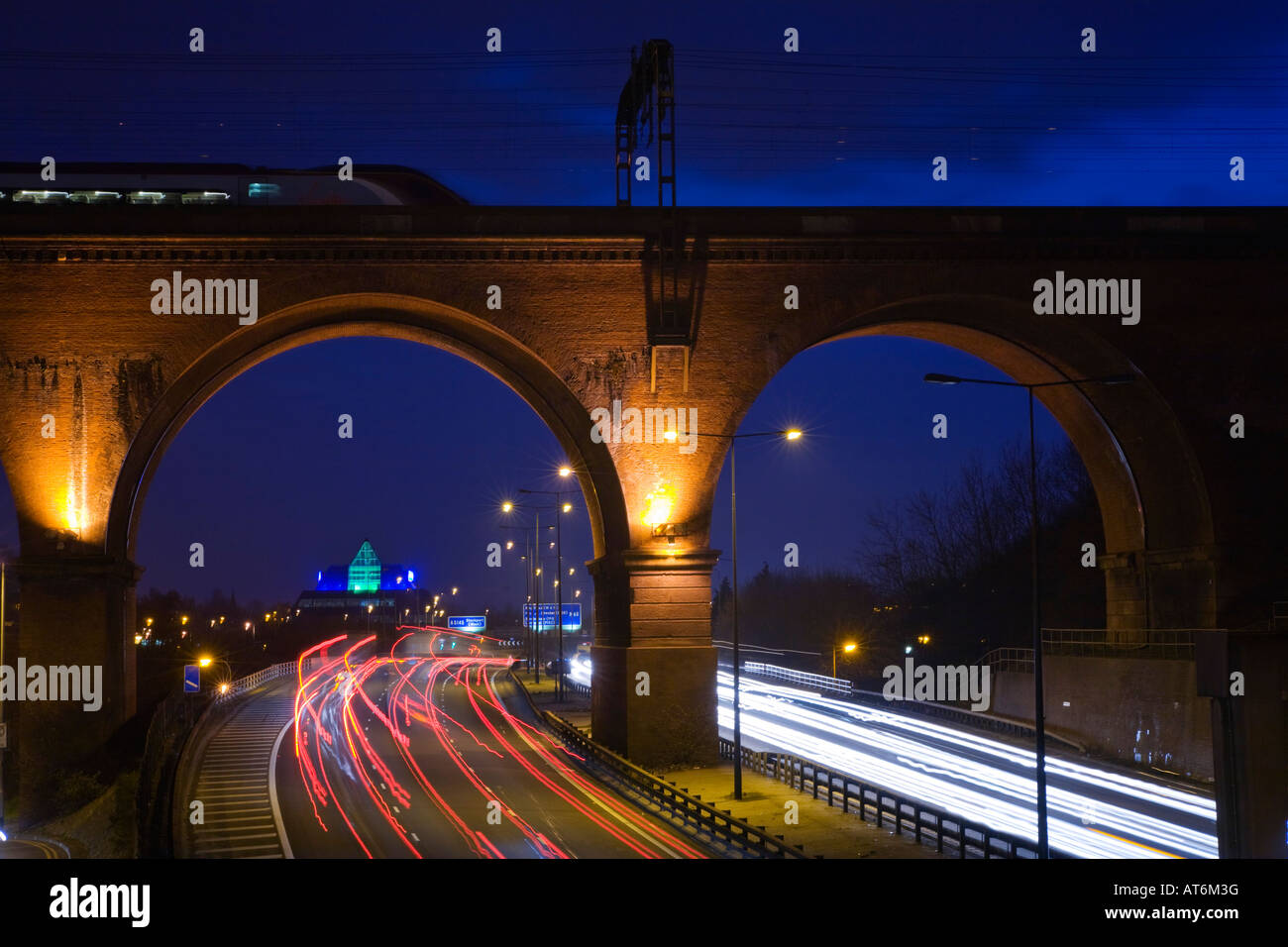 m60-motorway-stockport-pyramid-and-viaduct-at-night-stockport