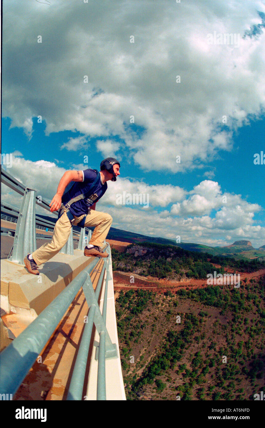 BASE JUMPING IN THE UK Stock Photo - Alamy