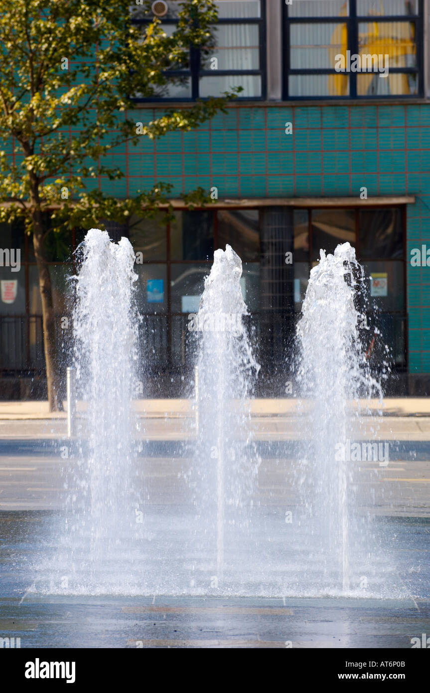 Fountain Custom House Square Belfast Stock Photo - Alamy