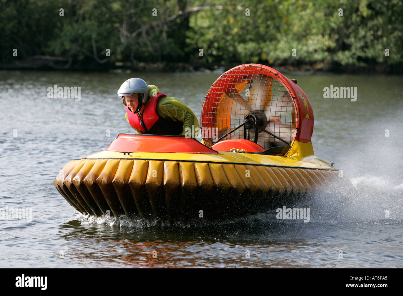 Hover craft hi-res stock photography and images - Alamy