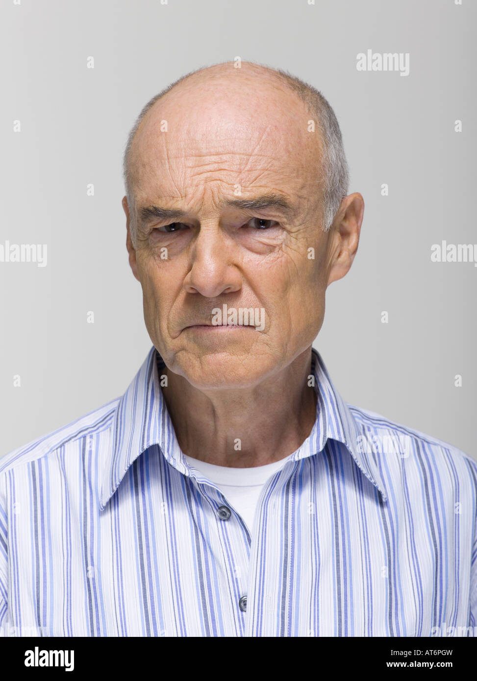 Portrait of a senior man Stock Photo - Alamy