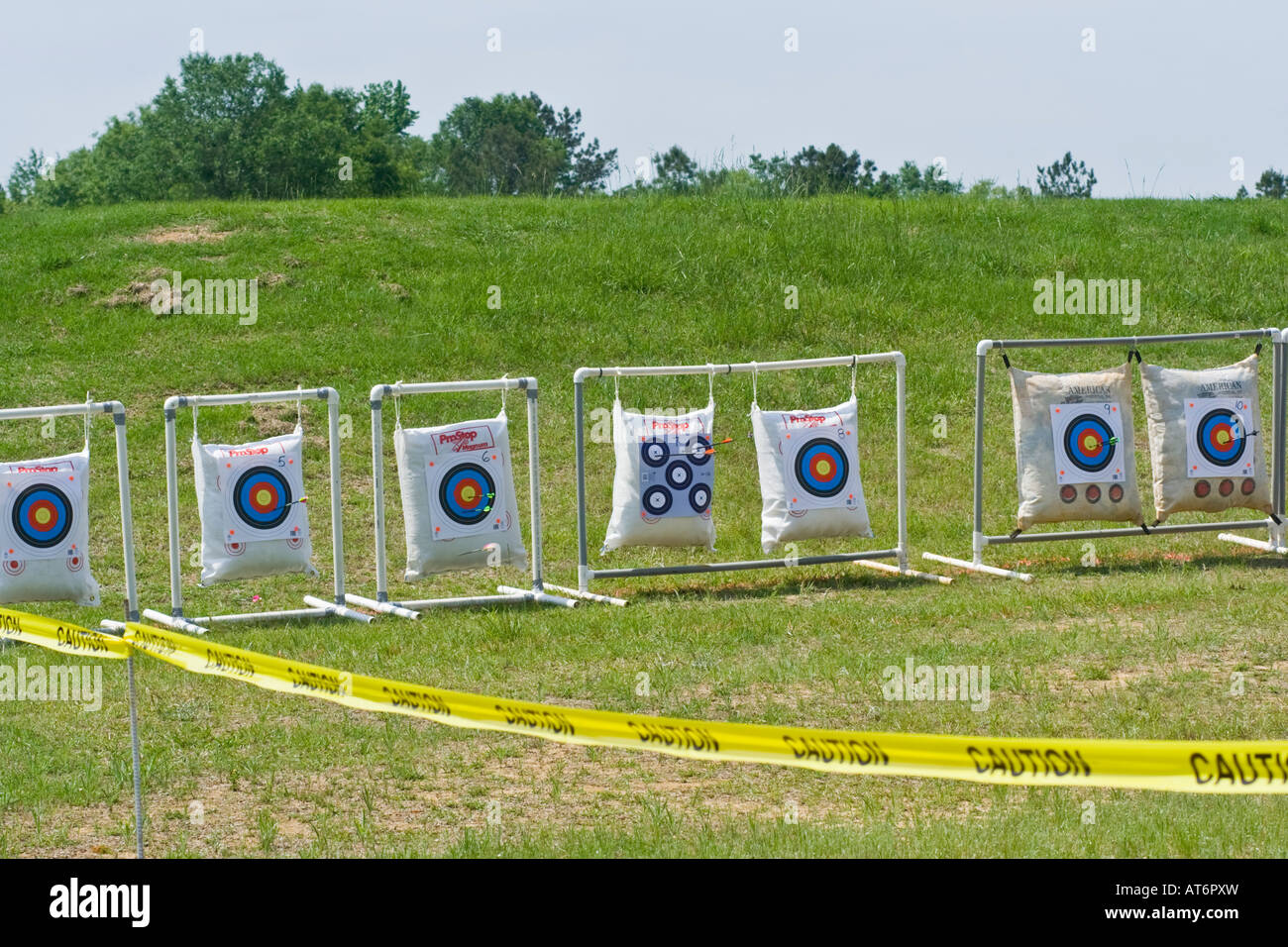 Target shooting archery target hi-res stock photography and images - Alamy