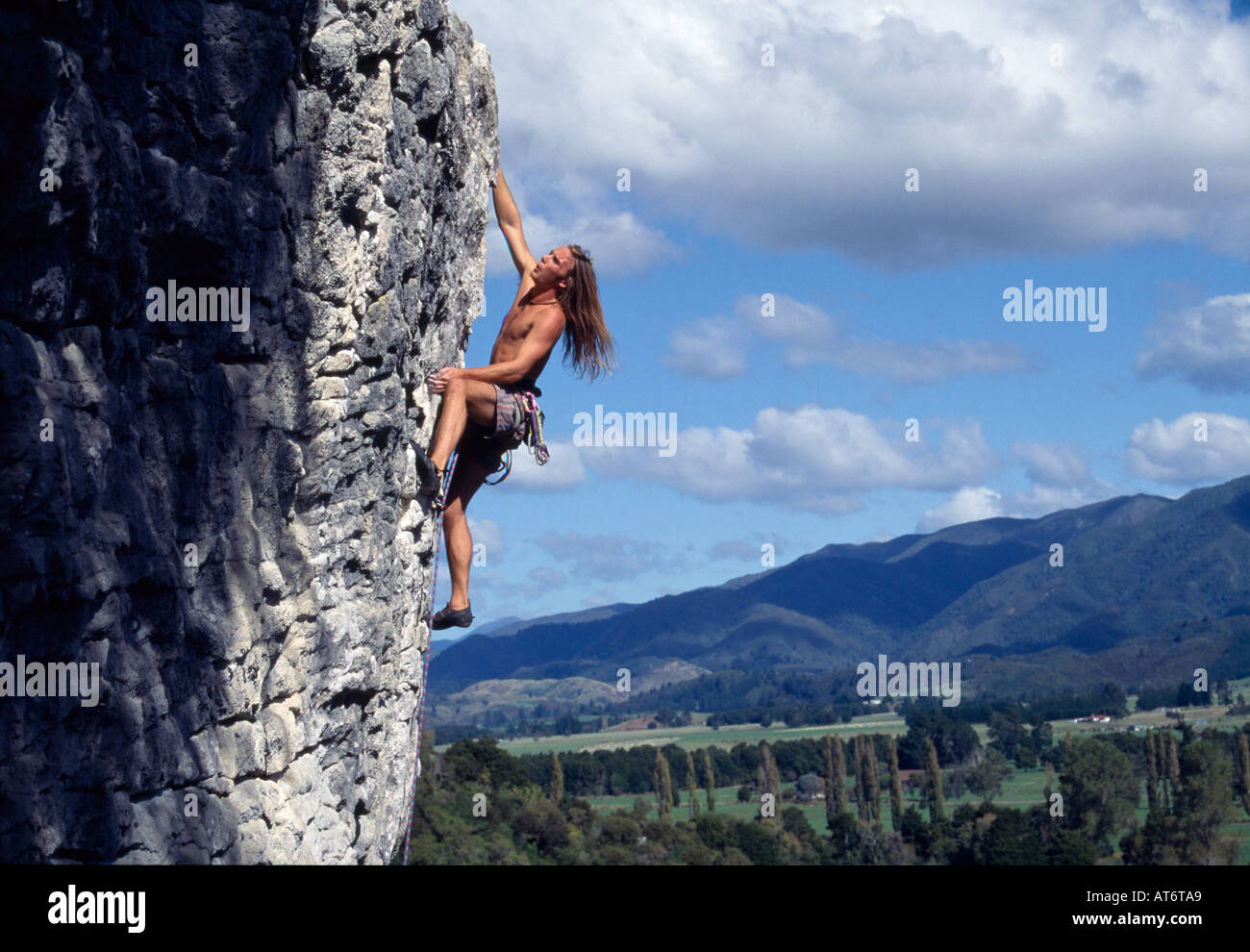 Speed climbing hi-res stock photography and images - Alamy