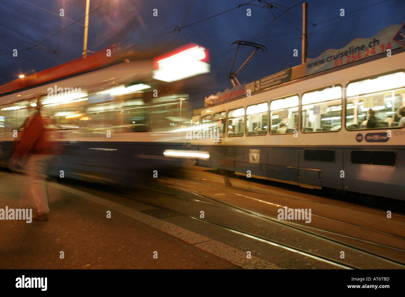 Busy zurich station hi-res stock photography and images - Alamy