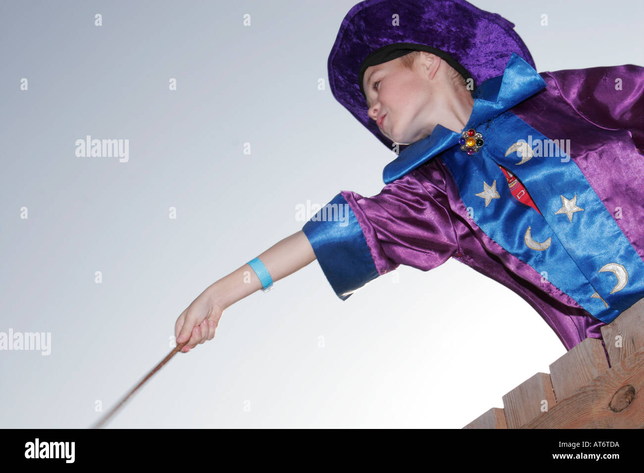 Magic wand casting a spell hi-res stock photography and images - Alamy
