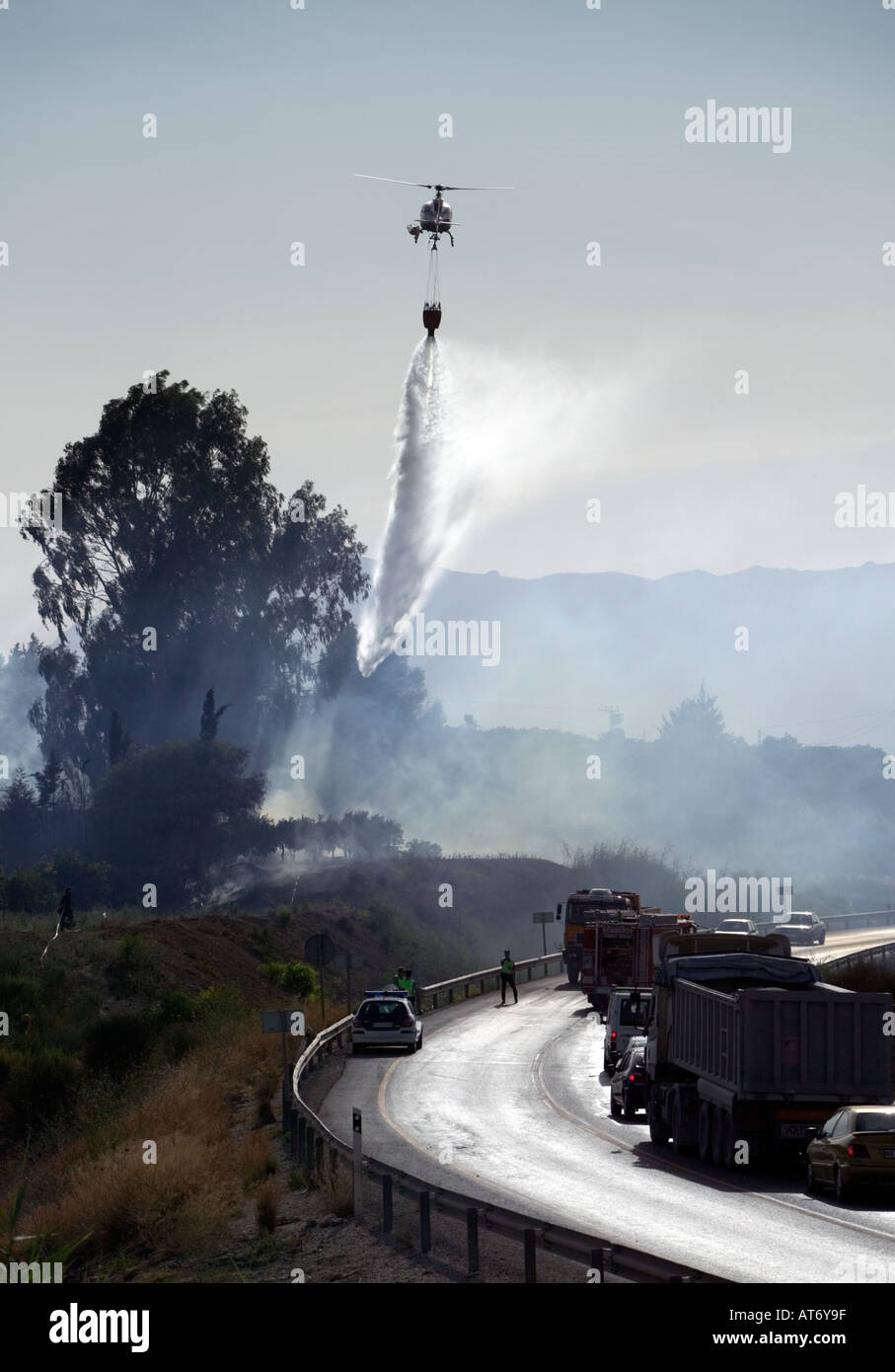 Firefighting bushfire fighting water hi-res stock photography and ...