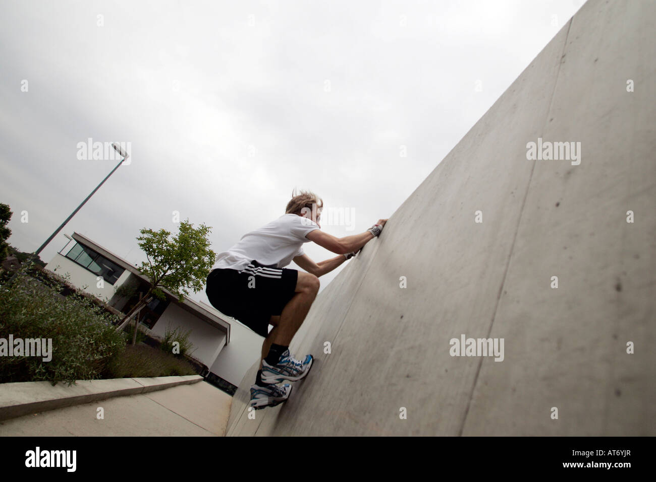 traceur practicing parkour in Germany Stock Photo - Alamy