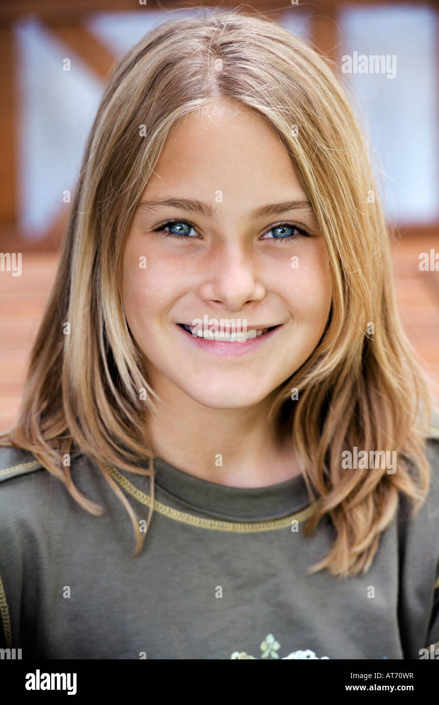 13 Year Old Girls With Blonde Hair