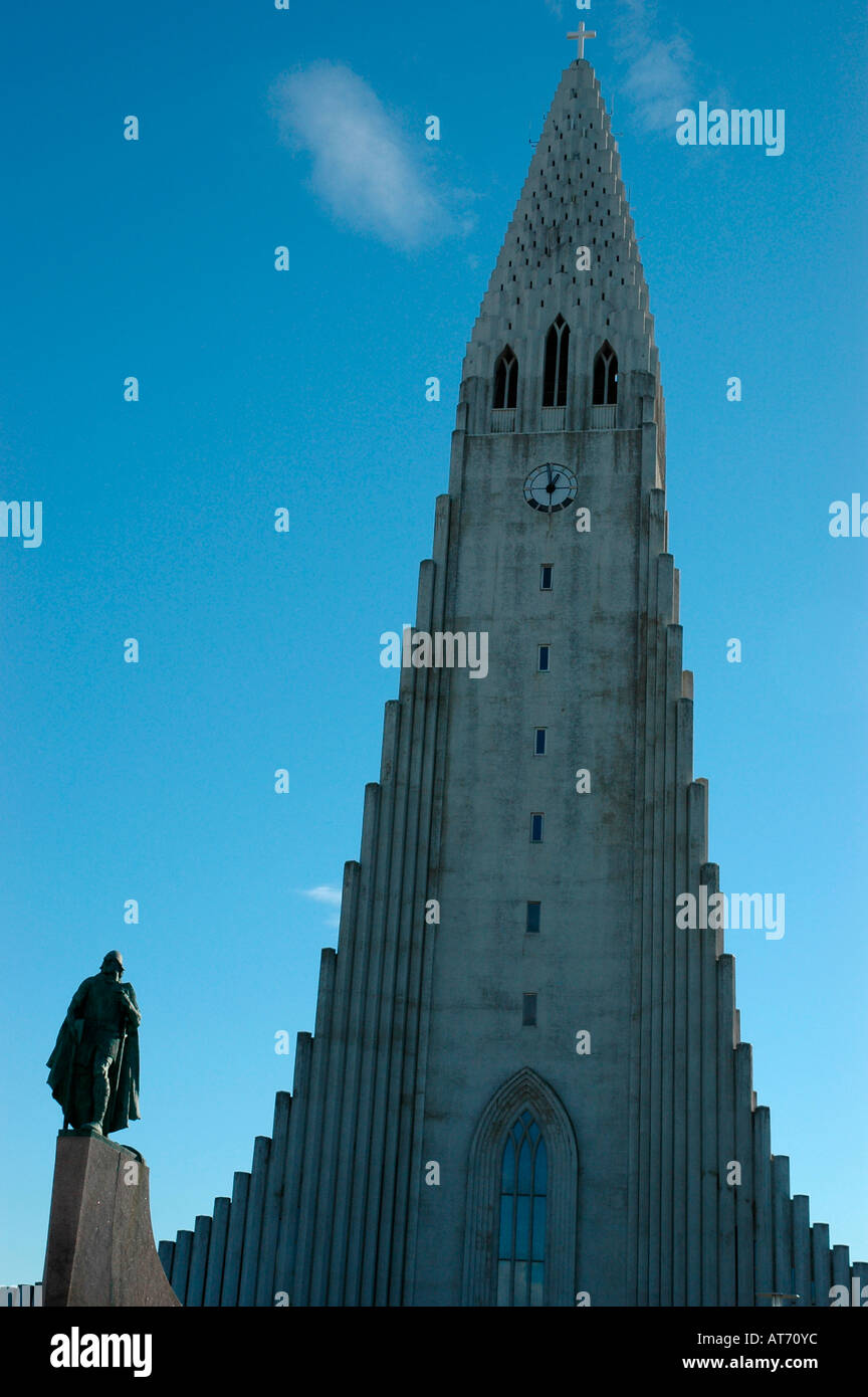 Hallsgrimskirkja church hi-res stock photography and images - Alamy