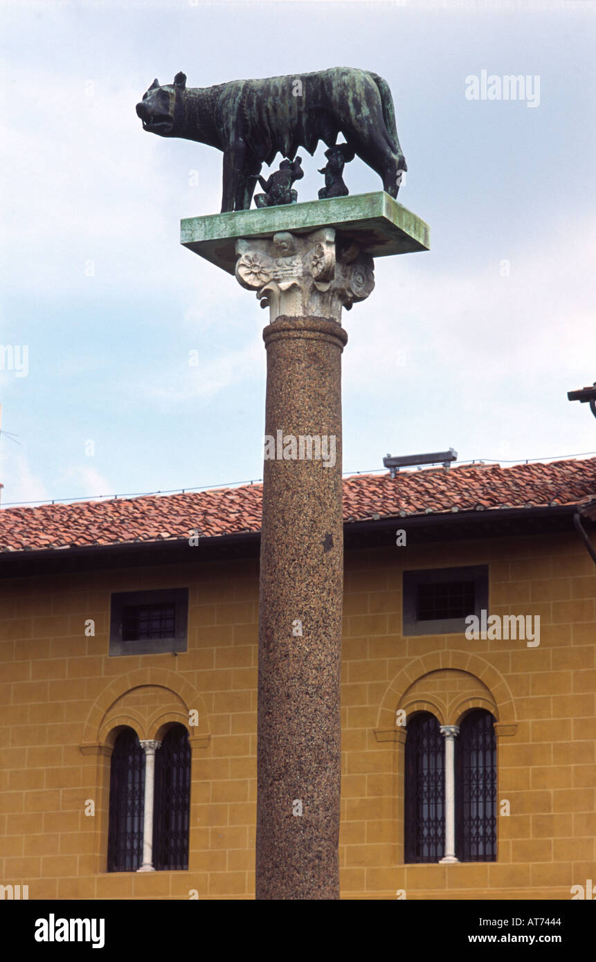 Statue of Romulus and Remus Campo dei Miracoli Stock Photo - Alamy