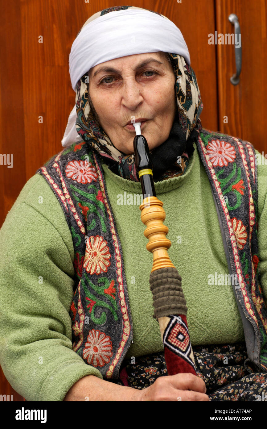 Istanbul and woman hi-res stock photography and images - Alamy