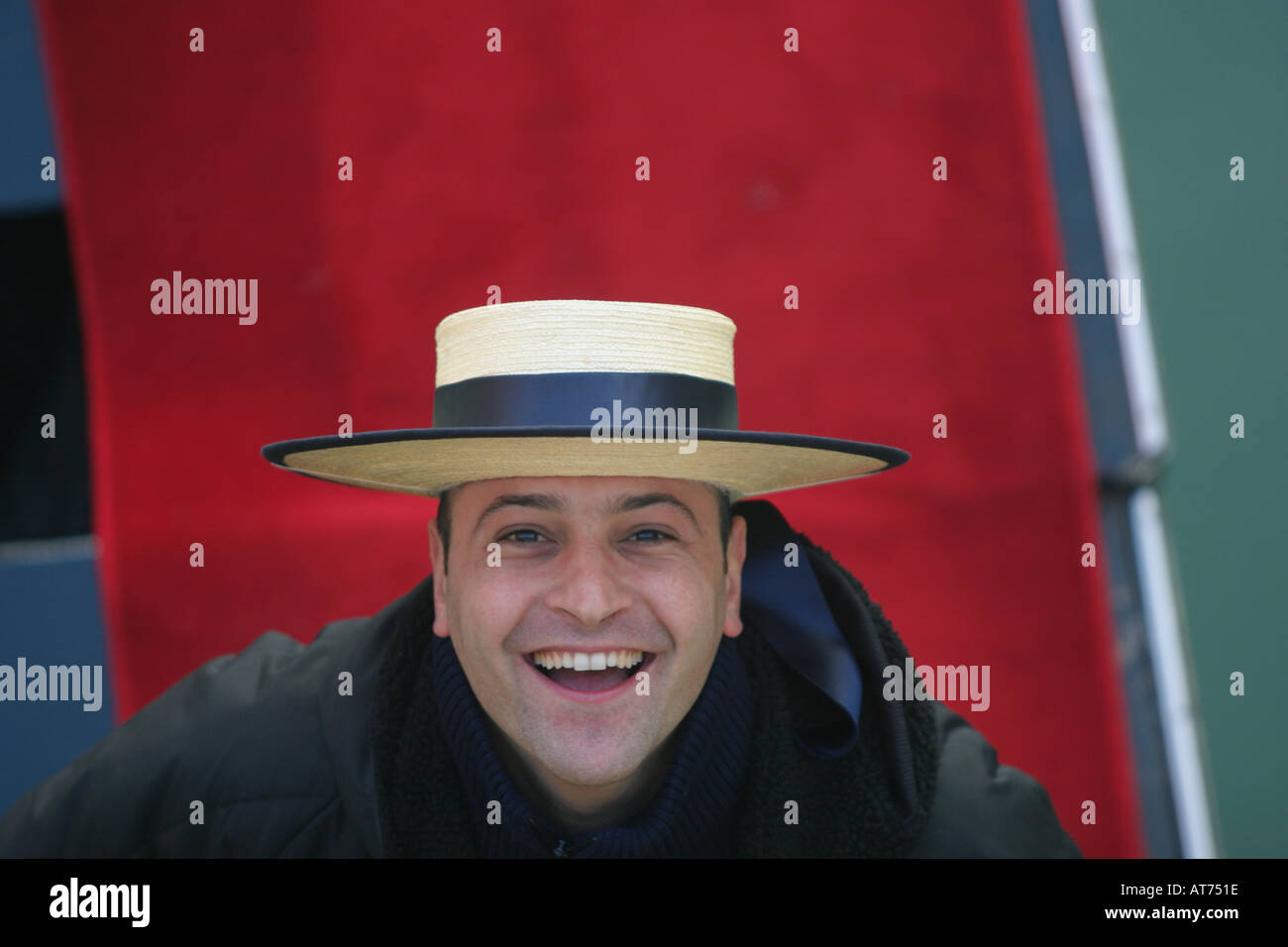 Venice gondolier man smile hi-res stock photography and images - Alamy