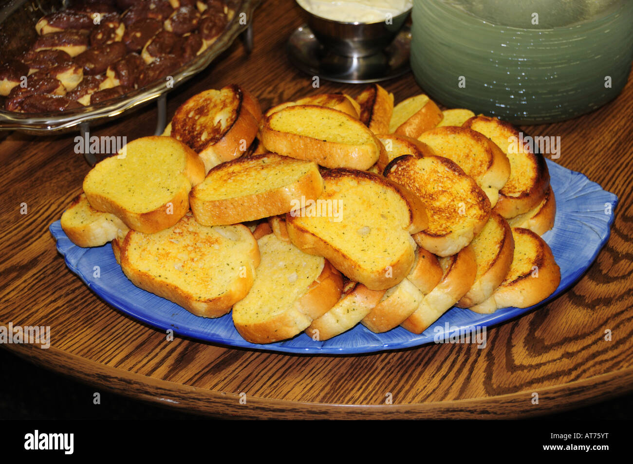Platter bread hi-res stock photography and images - Alamy