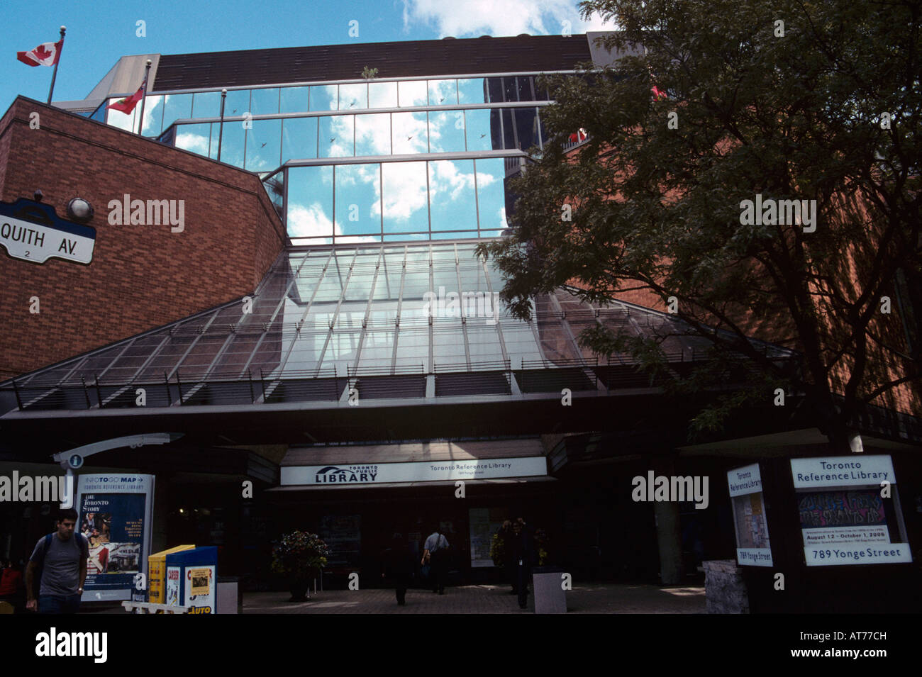 Toronto reference library architecture hi-res stock photography and ...
