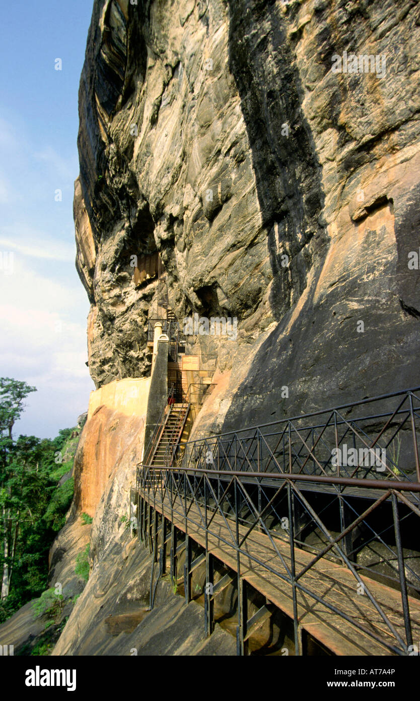 Sigiriya Rock Stairs , How To Get To And Climb Sigiriya In Sri Lanka ...