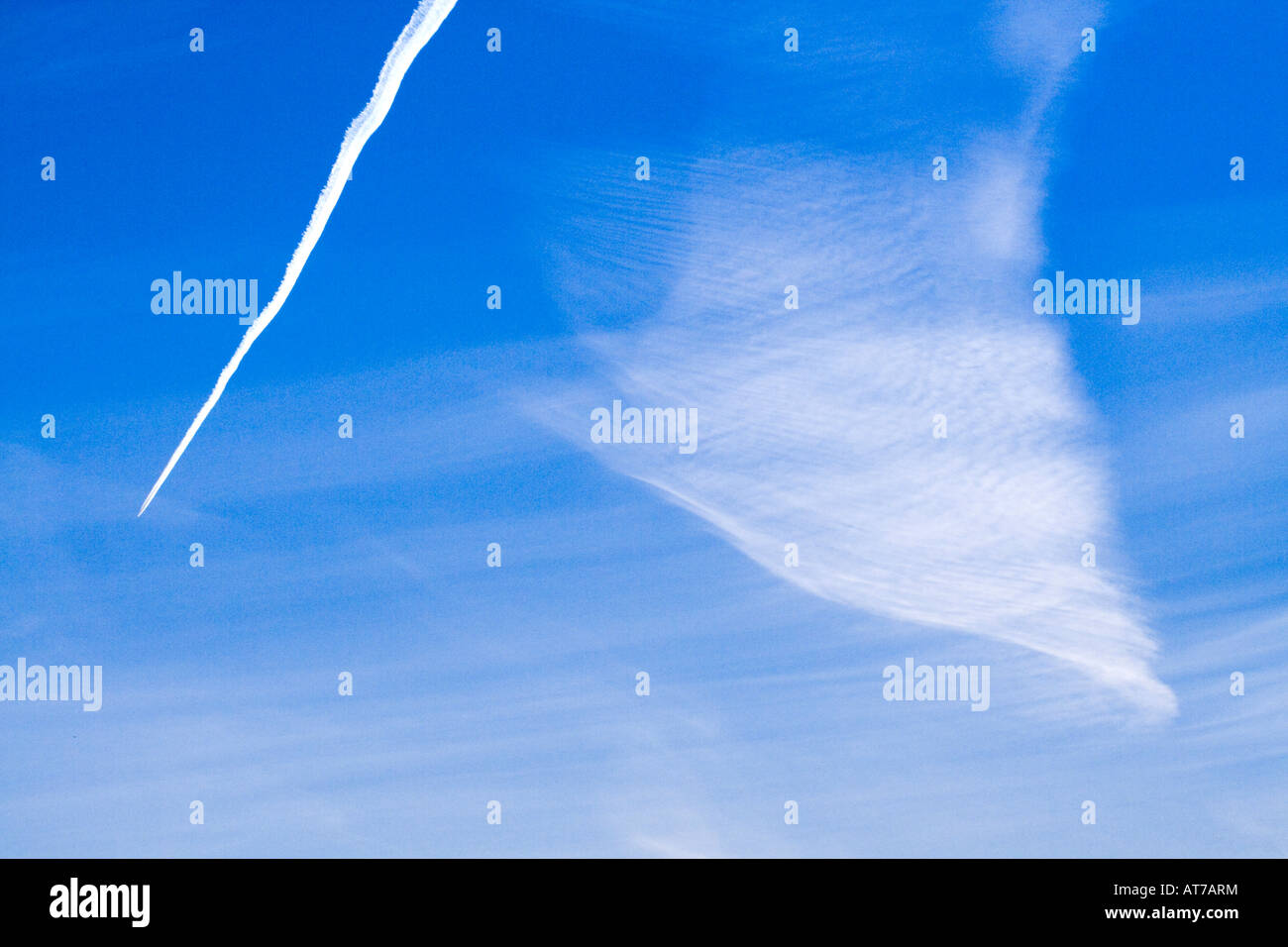 Dispersed aircraft contrails vapor trails hi-res stock photography and ...