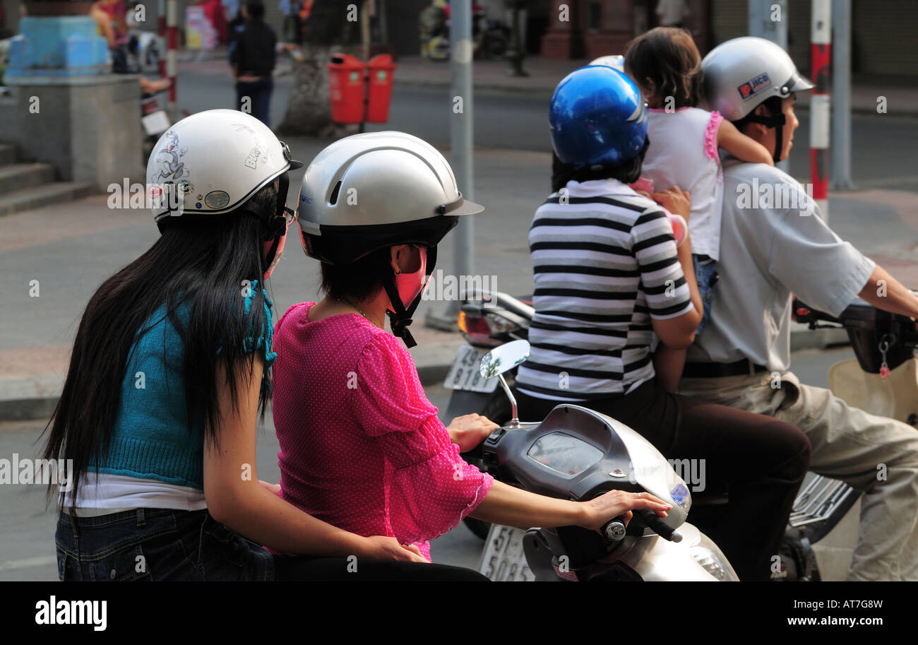 Scooter pollution hi-res stock photography and images - Alamy