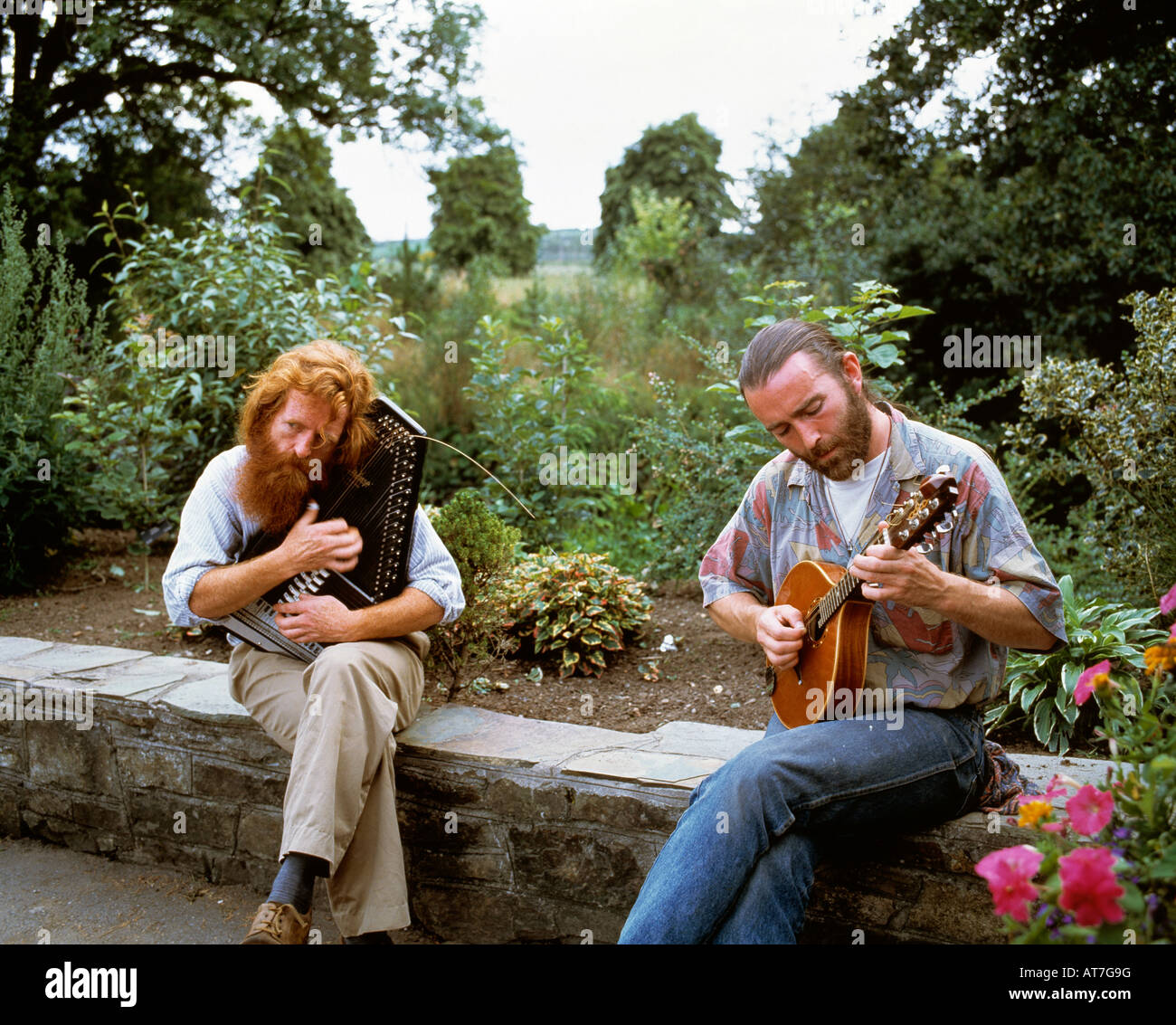 Ireland, Eire, Cork, Traditional Irish musicians, busking at Blarney ...