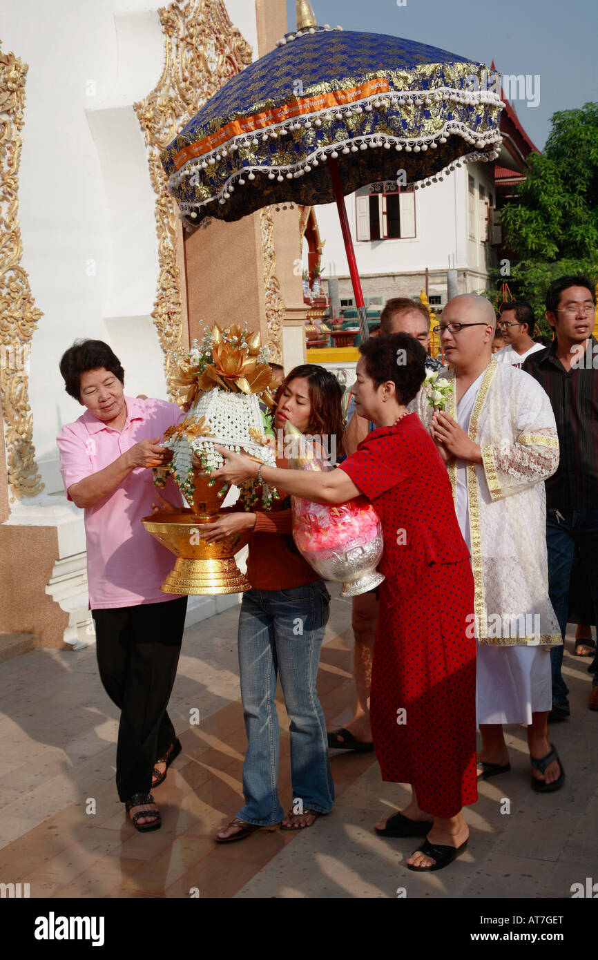 Thailand Phetchaburi buddhist monk ordination ceremony Stock Photo - Alamy